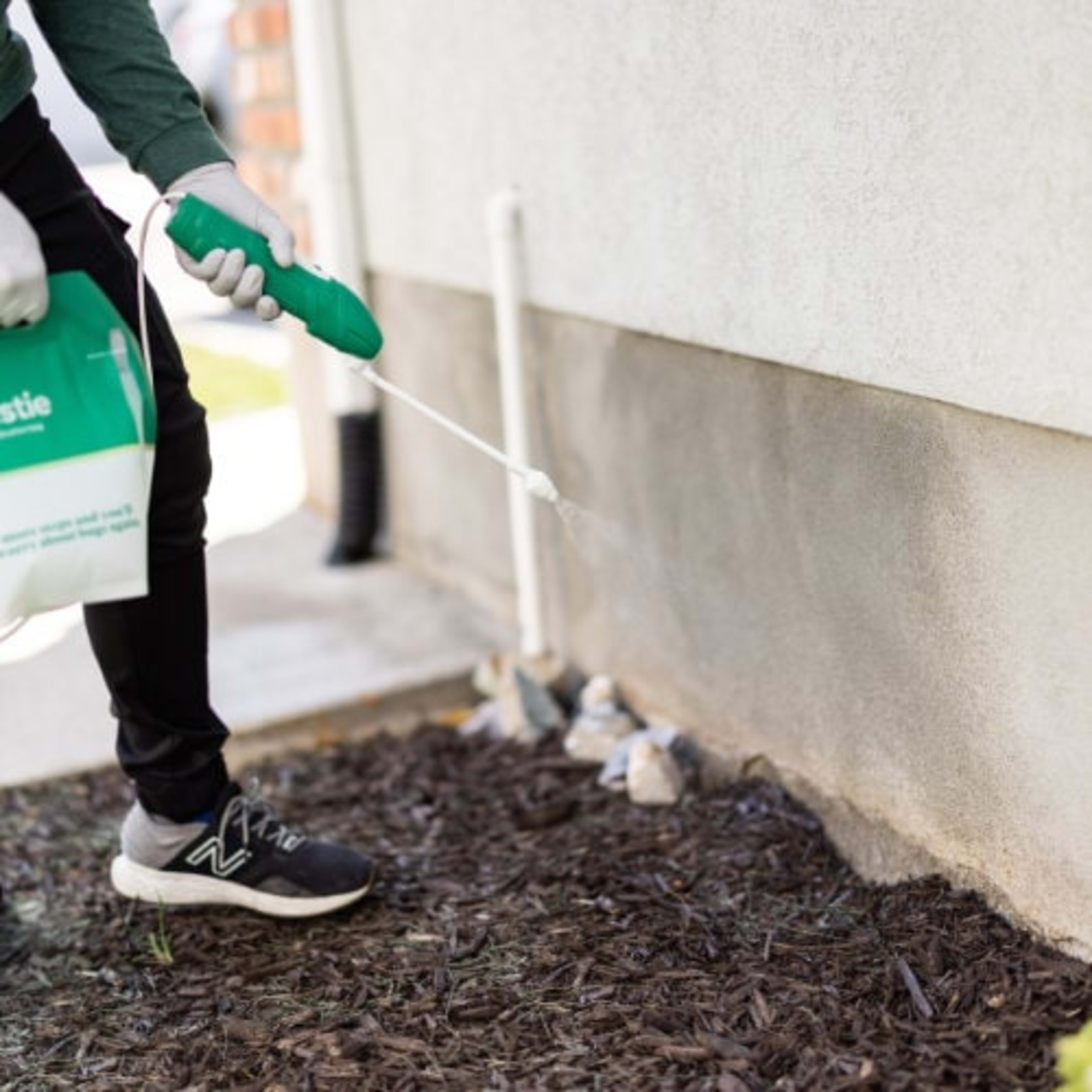 Step-by-step instructions on applying pesticides with Pestie | How to ...